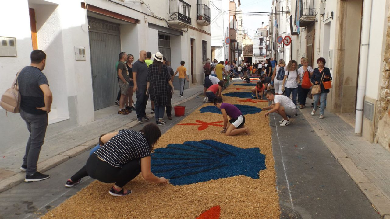 La festa de la Mare de Déu de Pallerols: un mosaic de creativitat a la ...